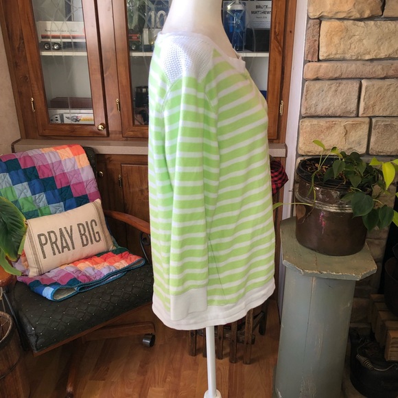 Onque Casuals | Tops | Onque Casuals Size Xlarge Green And White ...